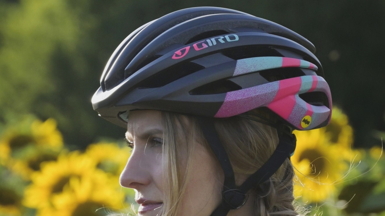 Giro Ember Mips - něco pro dámy - iVELO